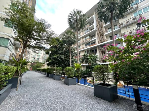 Sale with tenant, 9th floor, Building E fully furnished, The Clover ...