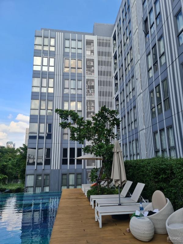 Cheap condo for sale next to the pool, fully furnished, Building B, 2nd ...