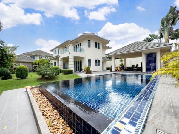 2 storey detached house for rent with private swimming pool. with ...