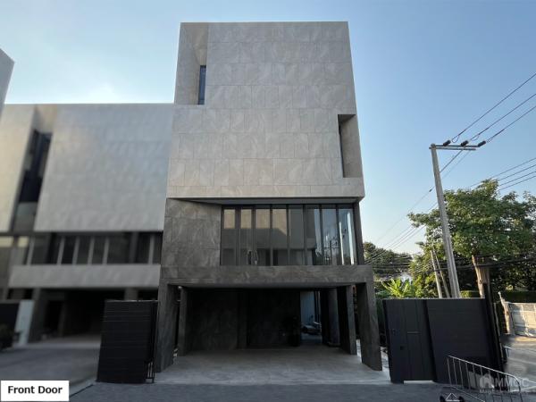 Luxury Home Office Srinakarin for rent, next to Paradise Park shopping ...