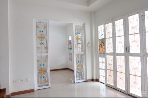 Townhouse for sale, Dream Place project, size 35.7 sq m.